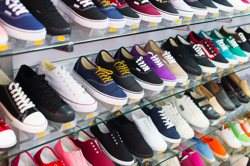 5 Shoe Shopping Tips for Finding the Right Fit - Foot and Ankle Group 5 Shoe Shopping Tips for Finding the Right Fit - Foot and Ankle Group
